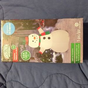 Gemmy | Holiday | Snowman Gemmy Airblown Inflatable 35 Nib | Poshmark